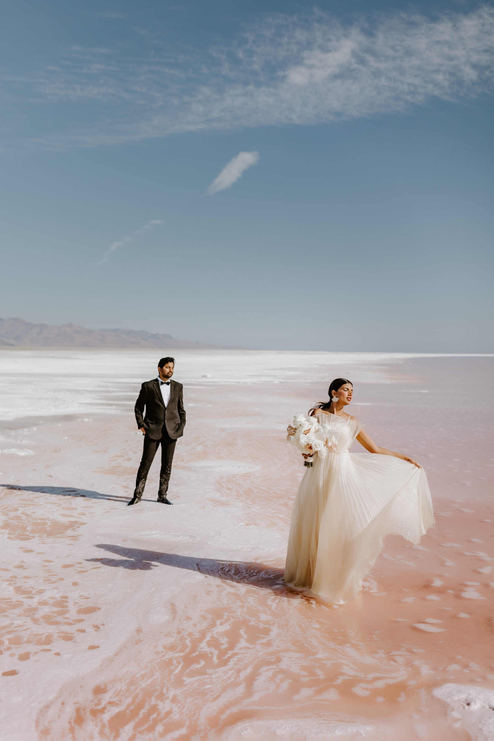 Pink Lake Utah Elopement | lusiastudiophotography.com